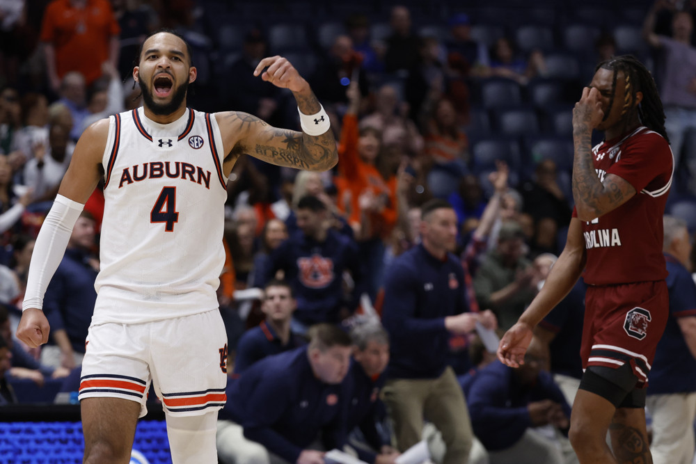 Auburn Smokes Ole Miss To Maintain Two-Game SEC Lead and Inch Closer to Title • WNSP Sports ...